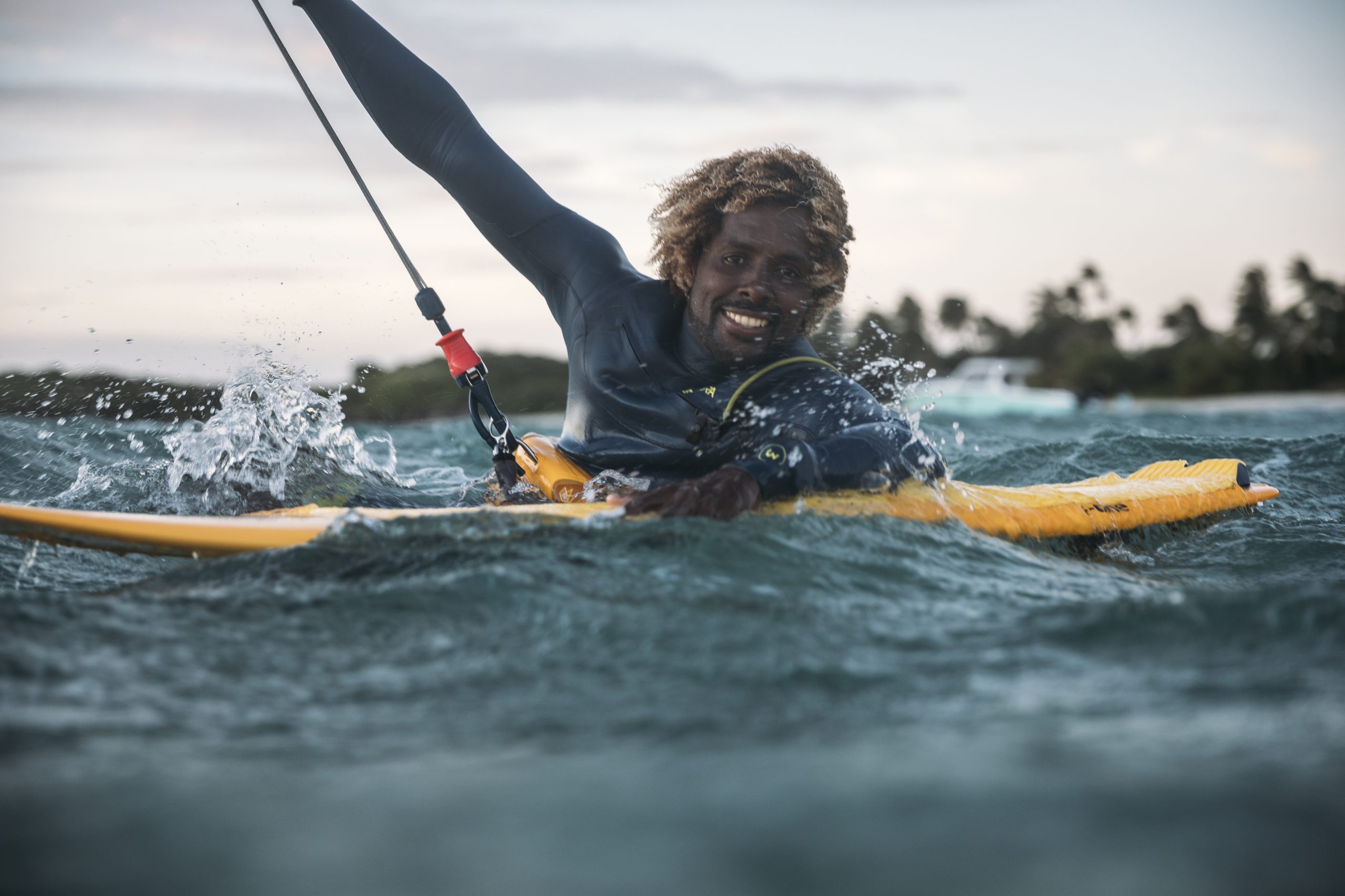 Mitu Monteiro - F-ONE